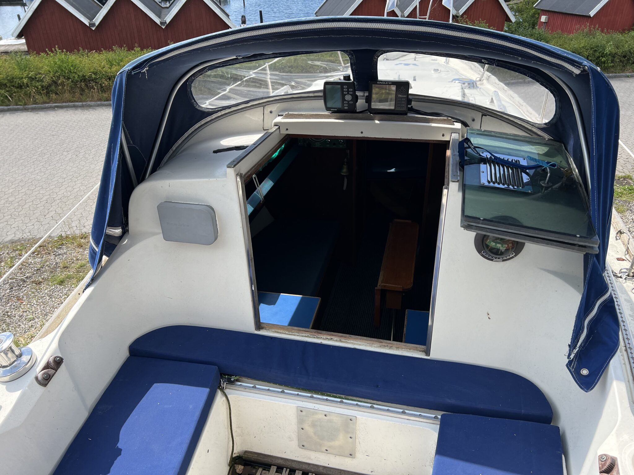 Kings Cruiser 29 / Nyere motor - Dansk Sejl & Motor