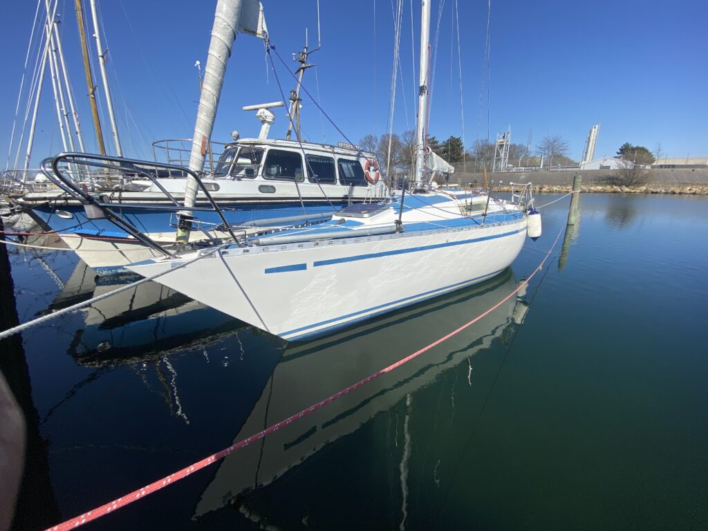 Colvic UFO 31 - Dansk Sejl & Motor