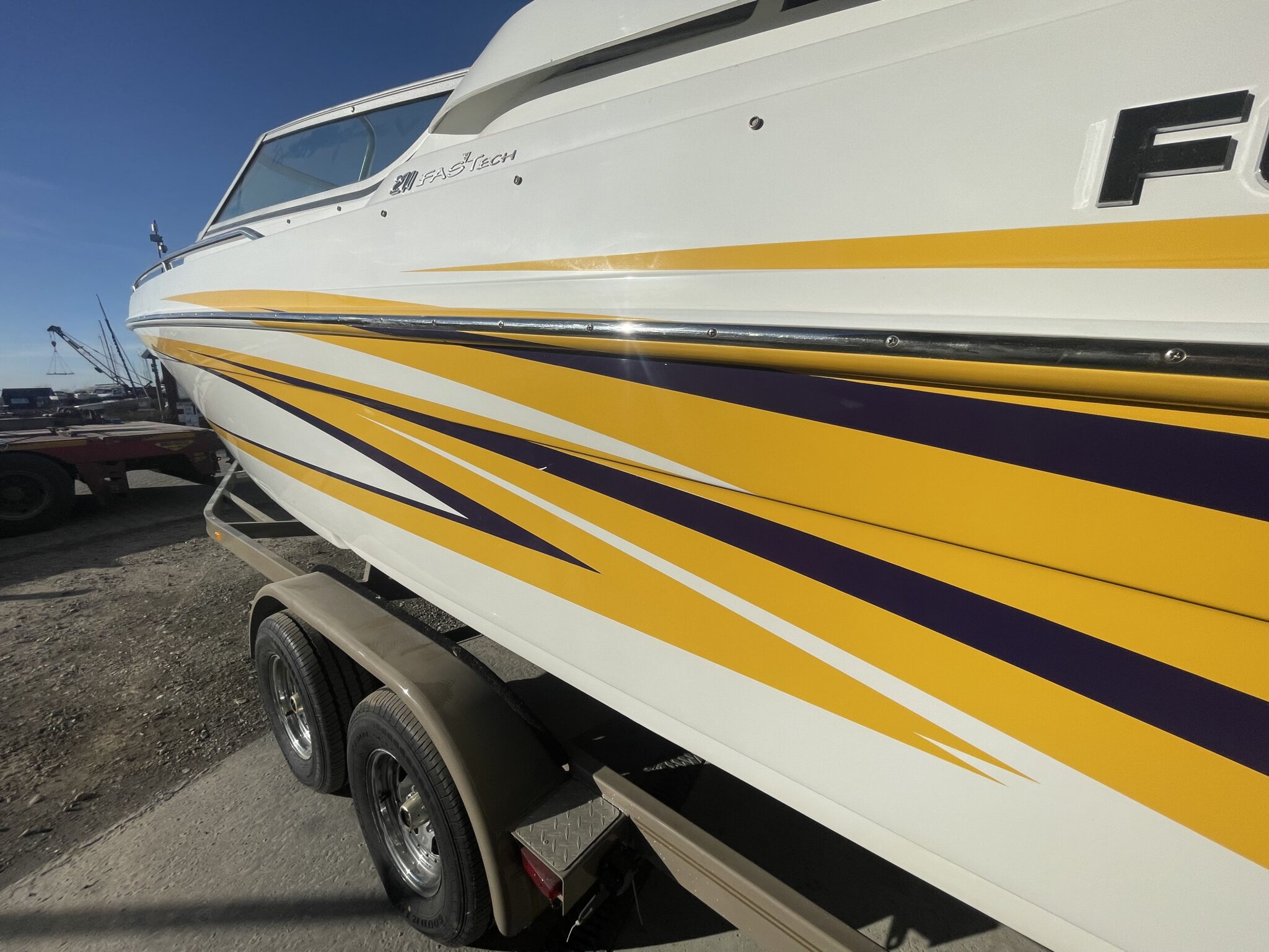 Formula 271 Fastech - Dansk Sejl & Motor