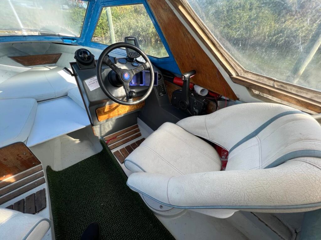 Flipper 535 HT – Dansk Sejl & Motor