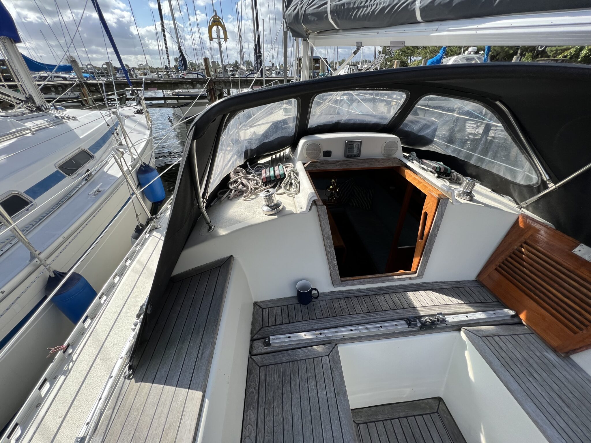 Compis 33 – Dansk Sejl & Motor