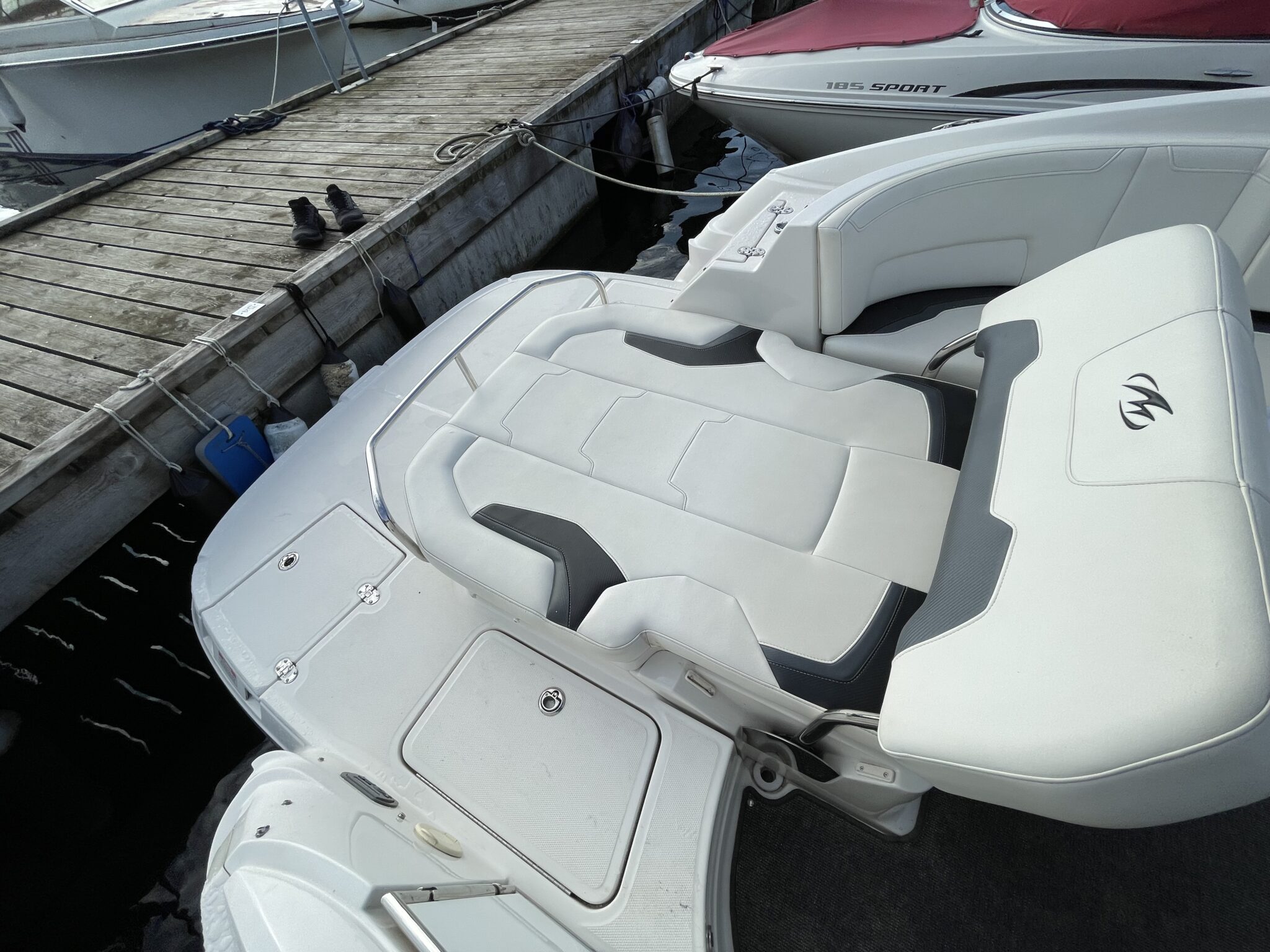 Monterey 254 FSX – Dansk Sejl & Motor