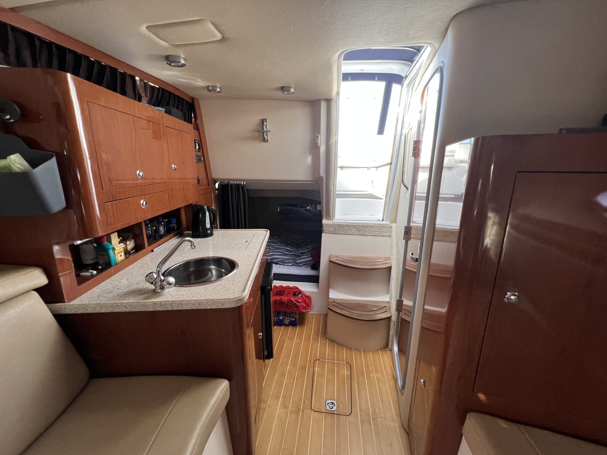 Regal 2860 Window Express – Dansk Sejl & Motor