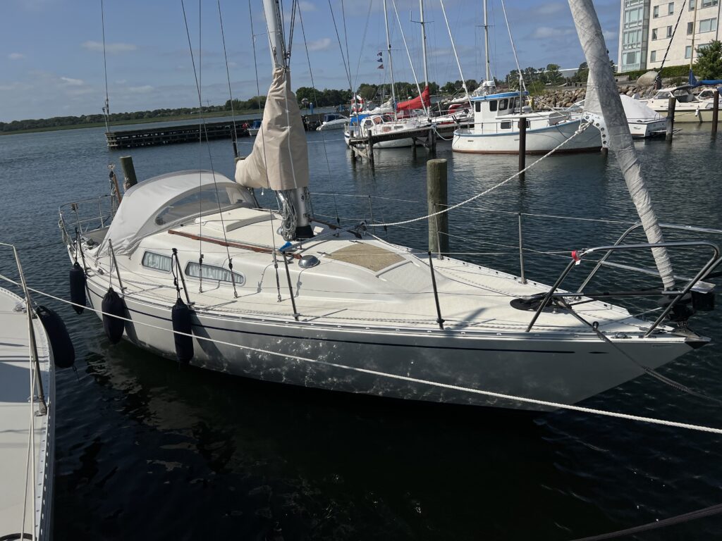 Albin Ballad 30 (Nyere motor) – Dansk Sejl & Motor