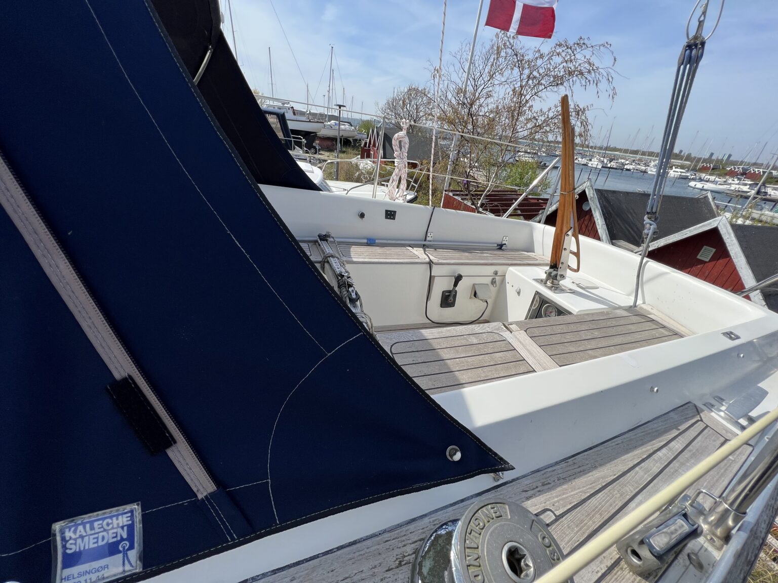 Swede 38 (HELT NY MOTOR) – Dansk Sejl & Motor