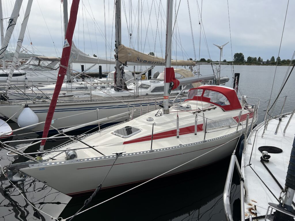 Beason 31 (Motor fra 2015) – Dansk Sejl & Motor