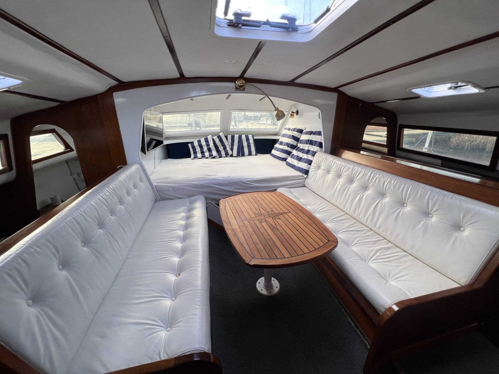 Katamaran 37 Prout Snowgoose – Dansk Sejl & Motor