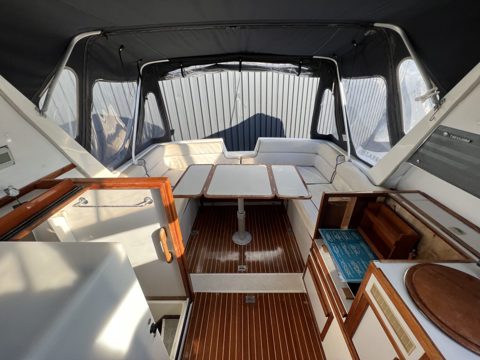 Tresfjord 30 Ultra - Dansk Sejl & Motor