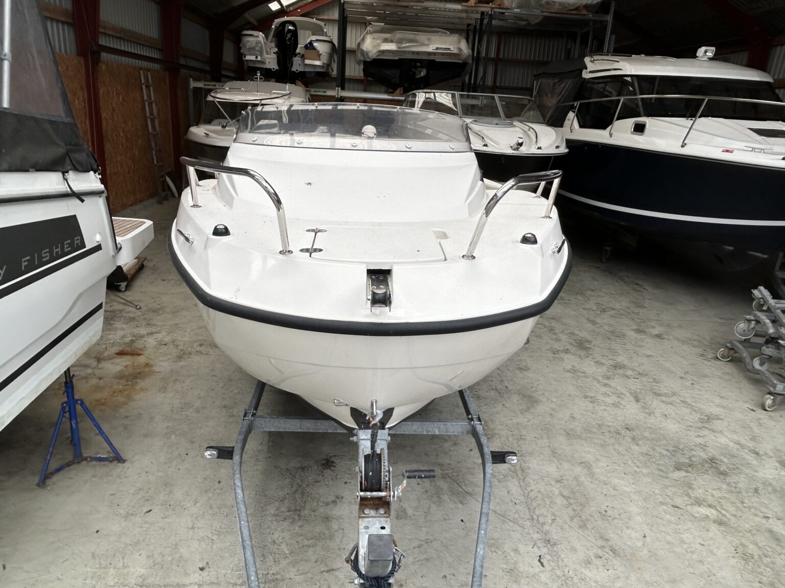 Quicksilver 455 Cabin / Med Trailer - Dansk Sejl & Motor