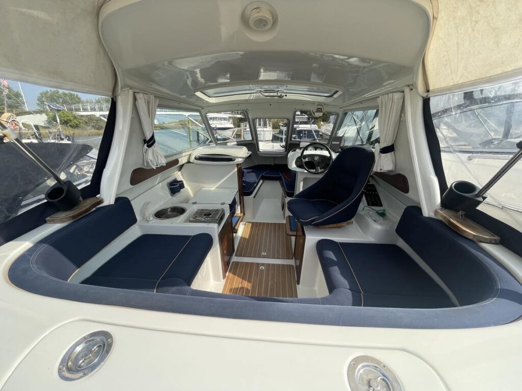 Finnmaster 6400 Royal Cruiser OC – Dansk Sejl & Motor