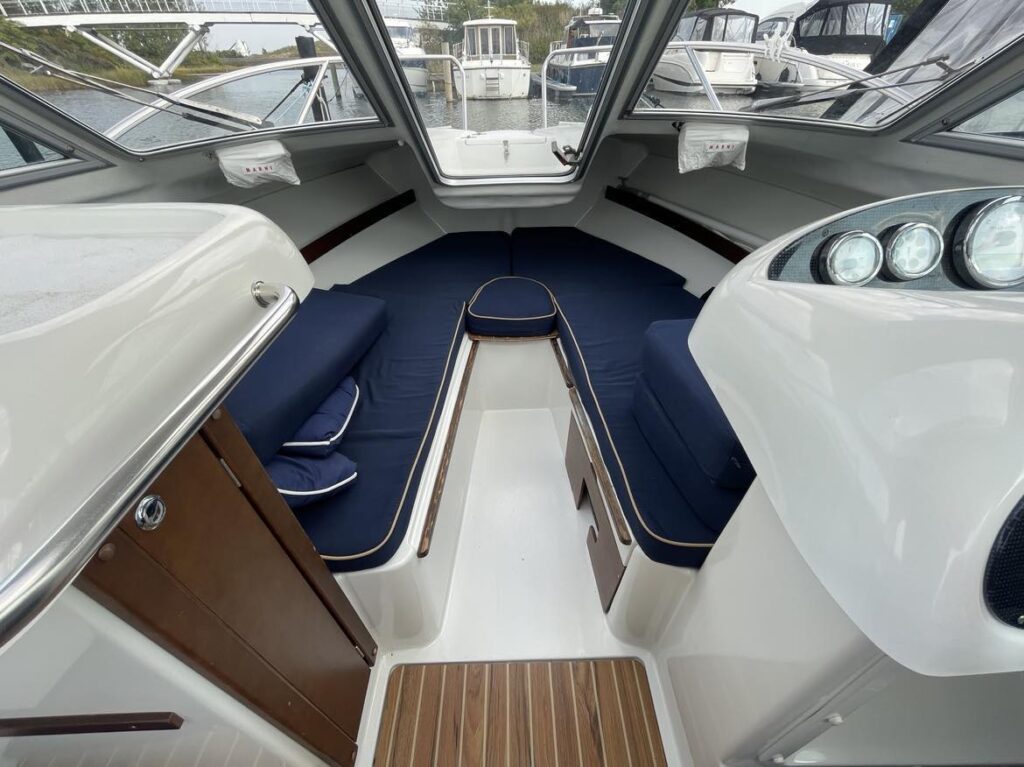 Finnmaster 6400 Royal Cruiser OC – Dansk Sejl & Motor